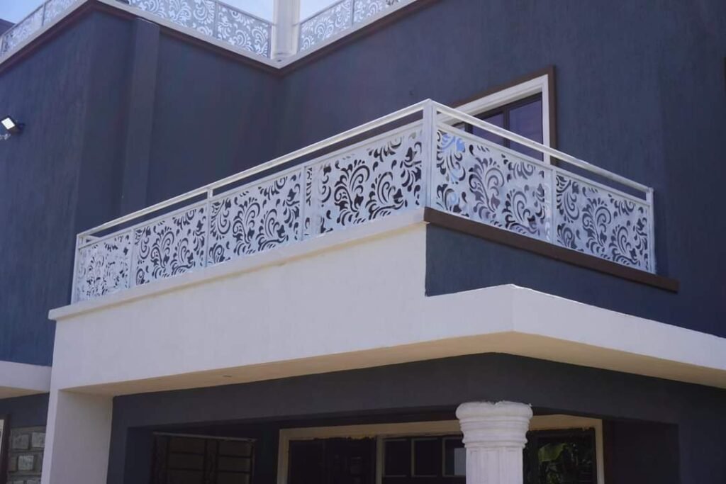 Structural Steel Balconies for Residential & Commercial Buildings ...